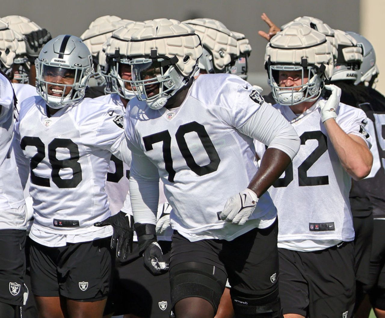 Raiders Trade: 4 Possible Targets To Deal With Right Tackle Issues